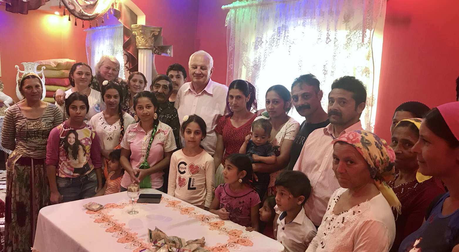 10. Reaching the Gypsies of Eastern Europe - Gabi - Praxeis